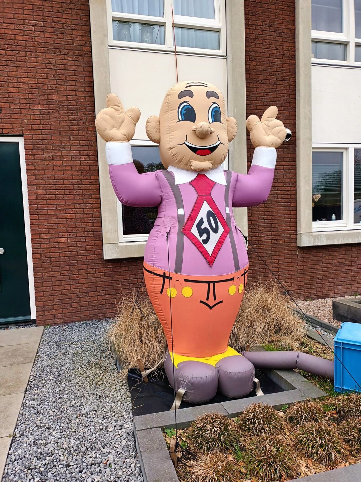 Opblaas Abraham huren - 120 poppen op voorraad - vanaf 35,-